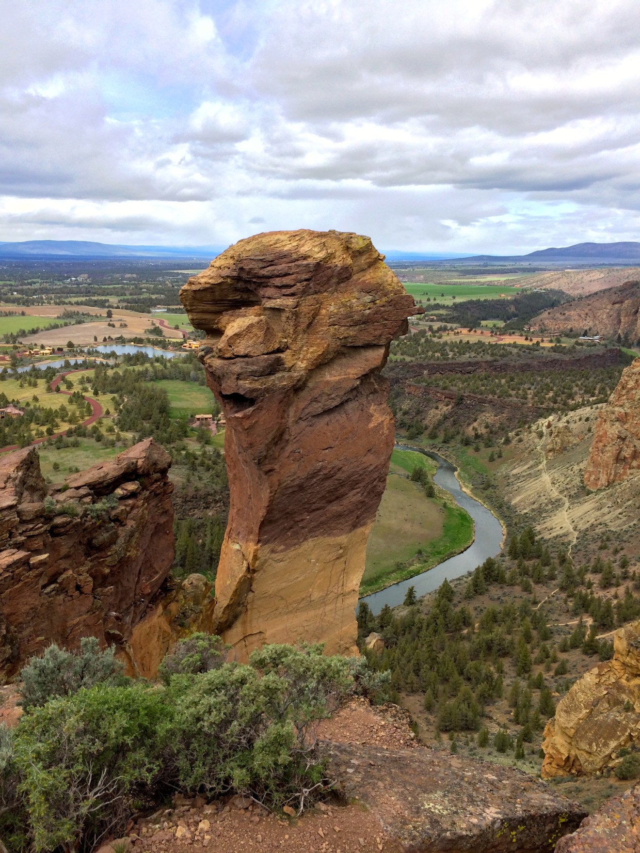 10 Beautiful Spring Hikes in Oregon – B In Transition